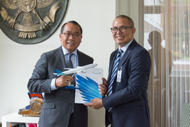 KBRI Den Haag menandatangani agreement kerjasama dengan Garuda ...