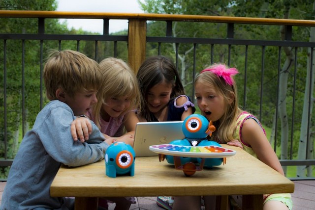 Robot Adalah Teman Sejati Anak Di Masa Depan | kumparan.com