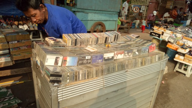 Cerita Pedagang Kaset Bekas yang Bertahan di Tengah Digitalisasi Musik ...