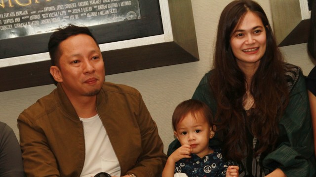 Jangan Pernah Minta Ringgo Agus Bilang 'I Love You' ke Istrinya ...