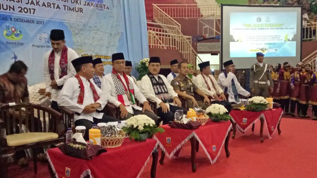Anies Ajak Warga Warnai Tembok di Kampung dan Gang dengan Mural ... Anies Ajak Warga Warnai Tembok di Kampung dan Gang dengan Mural ...