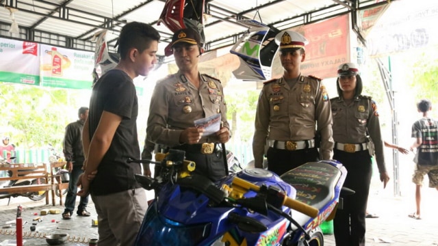 Polres Bojonegoro Sosialisasi Larangan Penggunaan Knalpot Brong | kumparan.com