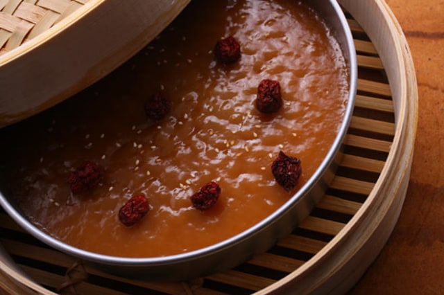 Cara Buat Kue Keranjang Ternyata Mudah Banget, Ini Triknya! | kumparan.com