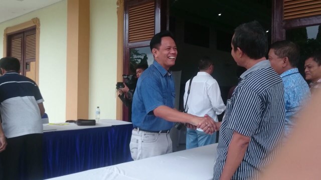 6 Hal yang Biasa Dilakukan Alumni Sekolah saat Reuni | kumparan.com