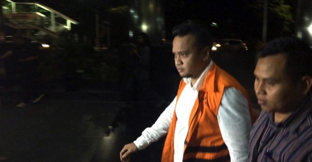 KPK Periksa Setya Novanto dan Keponakannya | kumparan.com KPK Periksa Setya Novanto dan Keponakannya | kumparan.com
