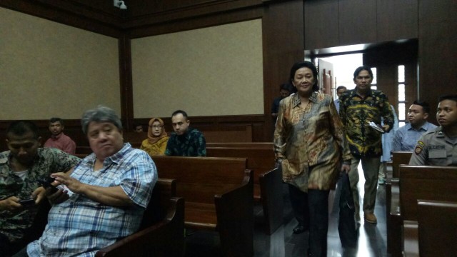 Tiga Eks Pejabat Kemendagri Jadi Saksi Sidang e-KTP | kumparan.com Tiga Eks Pejabat Kemendagri Jadi Saksi Sidang e-KTP | kumparan.com
