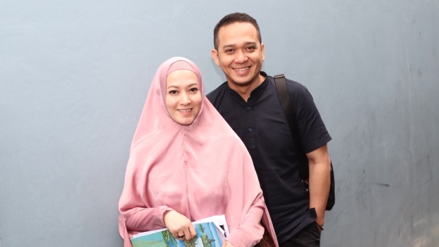 Kebahagiaan Fadlan Muhammad Umumkan Kehamilan Sang Istri, Lyra Virna ...
