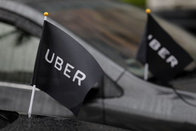 Uber Tambah Layanan Car Share dan Tiket Kereta | kumparan.com