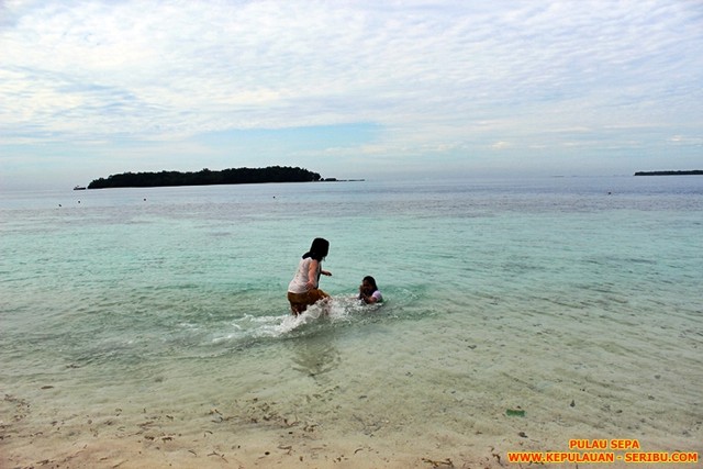 Pulau Sepa Wisata Yang Memiliki Pantai Yang Landai Di Kepulauan Seribu ...
