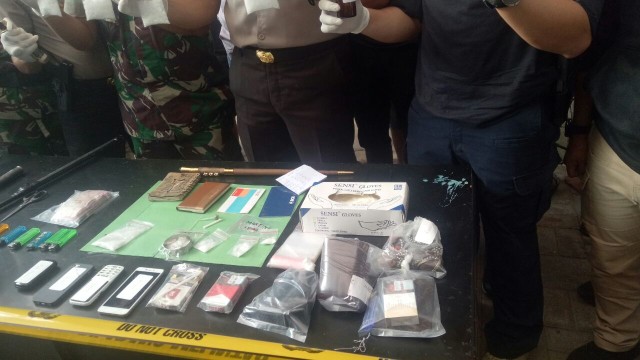 5 Pengedar Narkoba di Kampung Ambon yang Ditangkap Positif Narkoba | kumparan.com