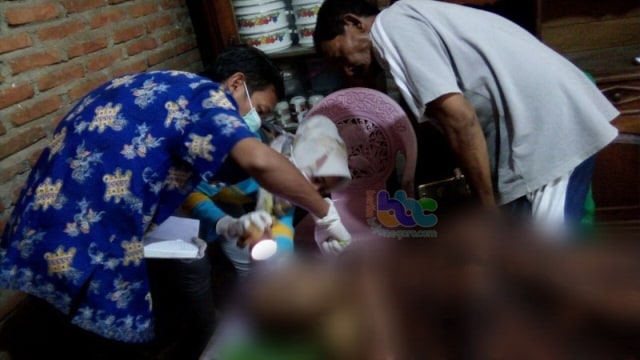 Depresi Ditinggal Mati Istri, Pria Bojonegoro Gantung Diri | kumparan.com