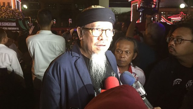 Kakak Angkat: Ahok Sudah Tidur saat Mako Brimob Rusuh | kumparan.com