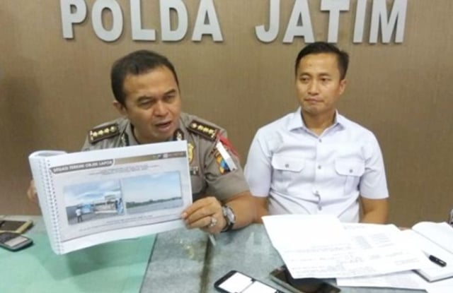 Polda Jatim Ungkap Fakta Kasus Penipuan PT Sipoa Group | kumparan.com Polda Jatim Ungkap Fakta Kasus Penipuan PT Sipoa Group | kumparan.com