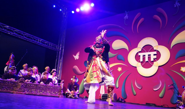 Penampahan Galungan dan Purnama Semarakkan Tong-Tong Fair | kumparan.com