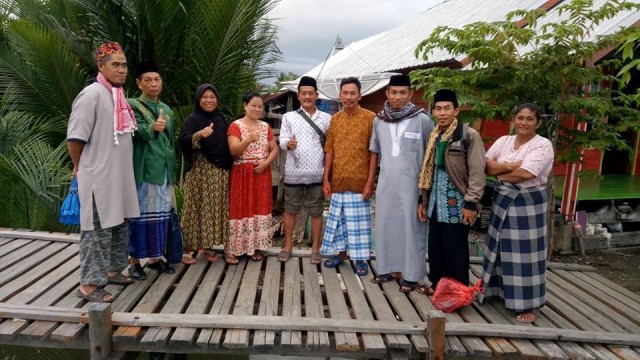 Ada Apa Camat Malbar Semalam di Pulau Indah Dusun Lamiko-miko ...