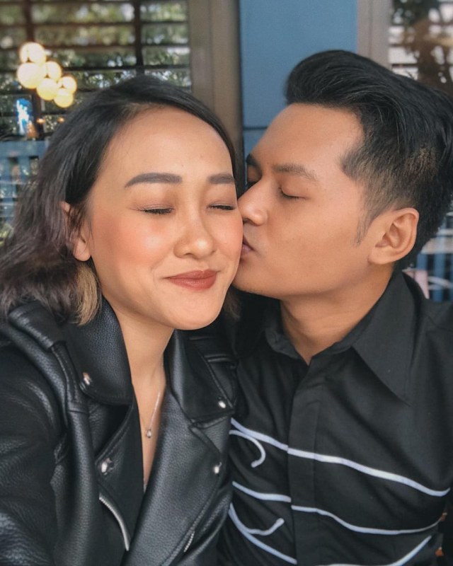 5 Cowok yang Sukses Taklukkan Personel Girl Band | kumparan.com