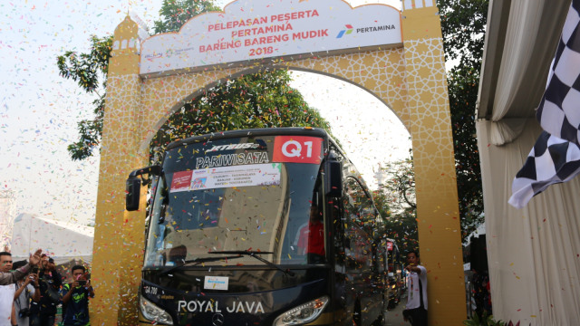 Pertamina Berangkatkan Ribuan Pemudik Gratis dengan Bus, KA, dan Kapal ...