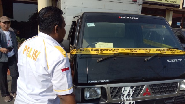 Polres Jakbar Ringkus Pencuri Mobil Boks yang Beraksi di Kedoya ...