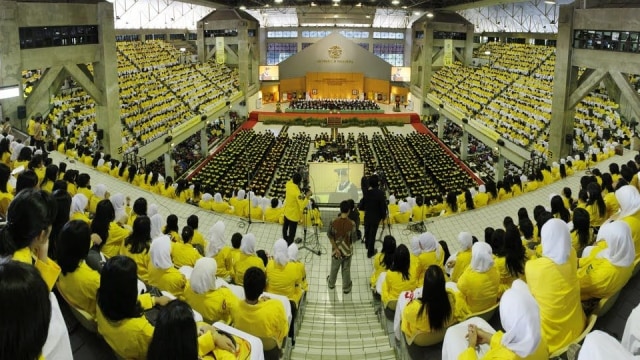 Ospek Kampus: Momen Berharga Mahasiswa Baru atau Beban Terpendam ...