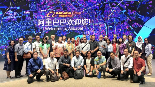 Jajaki Kerja Sama, Rombongan KBRI China Kunjungi Kantor Alibaba ...