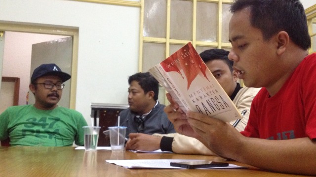 Nyinyir di Medsos Tanda Kurang Baca Sastra | kumparan.com