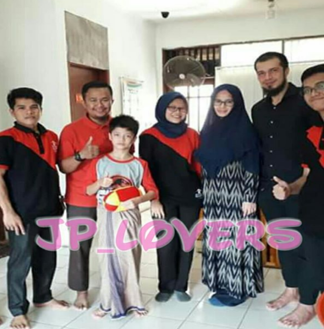 10 Potret Harmonis Keluarga Jihan Fahira dan Primus Yustisio | kumparan.com