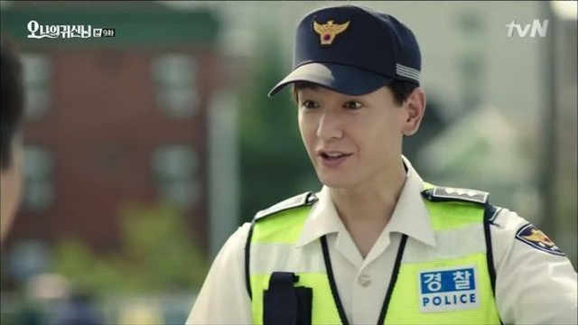 10 Aktor Korea yang Pernah Berperan sebagai Polisi di Drama | kumparan.com