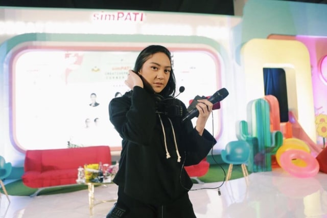 Miliki Jiwa Enterpreneur di Usia Belia, A la Putri Tanjung! | kumparan.com