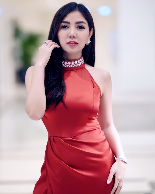 Melahirkan Anak Daniel Rigan, Ini 5 Fakta Hubungan Bella Shofie ...