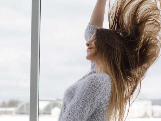 5 Rekomendasi Dry Shampoo untuk Rambut Bebas Lepek | kumparan.com