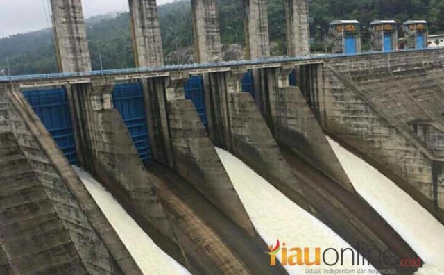 Hujan Deras Bagian Hulu di Sumatera Barat, 3 Pintu Waduk PLTA ...