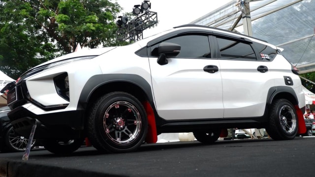 Modal Rp 2 Jutaan, Bikin Mitsubishi Xpander Standar Bergaya Crossover ...