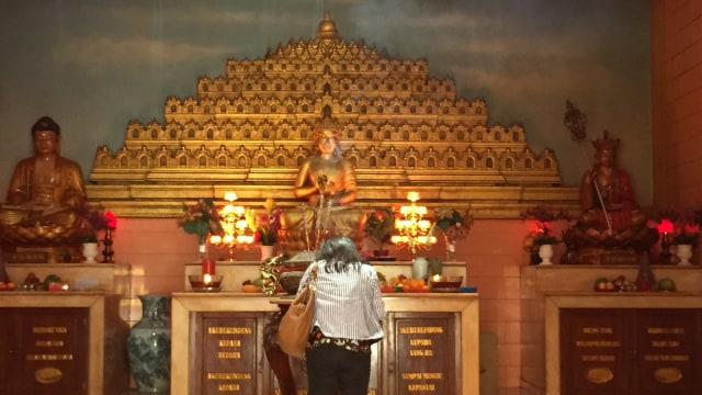 Menyambangi Vihara Tua di Ancol yang Larang Babi Sebagai Persembahan ...