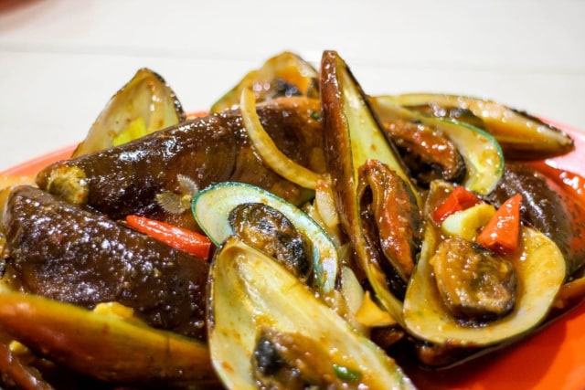 5 Rekomendasi Tempat Makan Kerang di Jakarta | kumparan.com