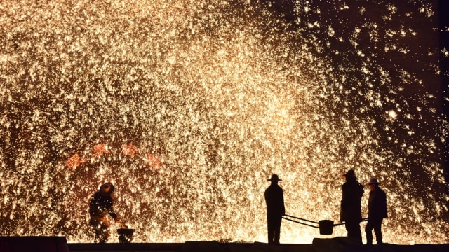 Foto: Gemerlap Hujan Bunga Api di Provinsi Hebei, China | kumparan.com