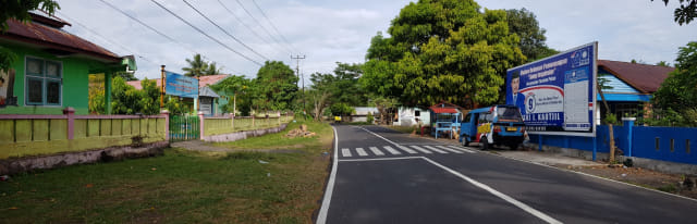 FOTO: Semrawut Baliho Caleg di Kota Ternate | kumparan.com