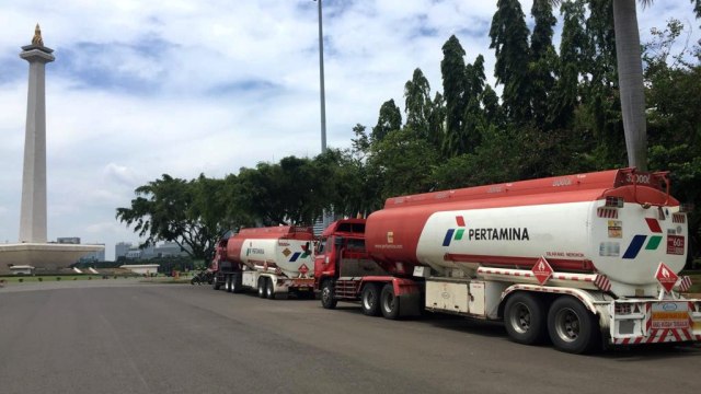 Foto: Truk Tangki Pertamina yang Dibajak Kini Terparkir di Monas | kumparan.com