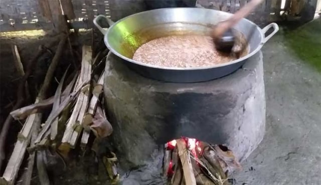 Hartanto dan Petani Kebumen Produksi Gula Semut untuk Pasar Eropa dan ... Hartanto dan Petani Kebumen Produksi Gula Semut untuk Pasar Eropa dan ...