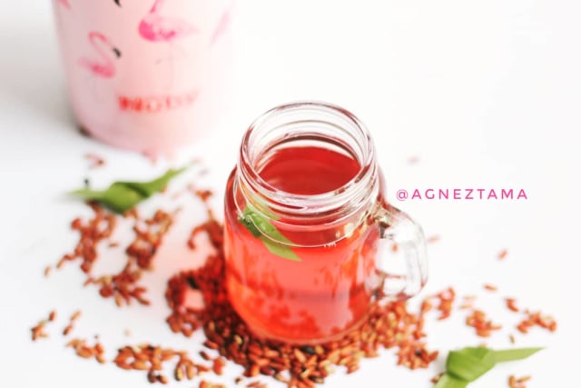 Teh Beras Merah | kumparan.com