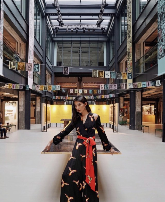 Jelajah Seni di Hong Kong bersama Olivia Lazuardy & Nicoline Patricia | kumparan.com