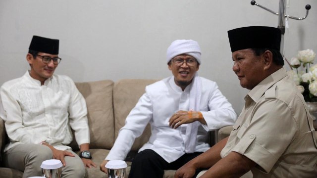 Sandi: Aa Gym Pesan Calon Menteri Diajak Melihat ke Liang Lahat ... Sandi: Aa Gym Pesan Calon Menteri Diajak Melihat ke Liang Lahat ...