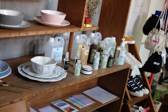 Carpentier Kitchen, Tempat Makan Sekaligus Belanja di Surabaya ...