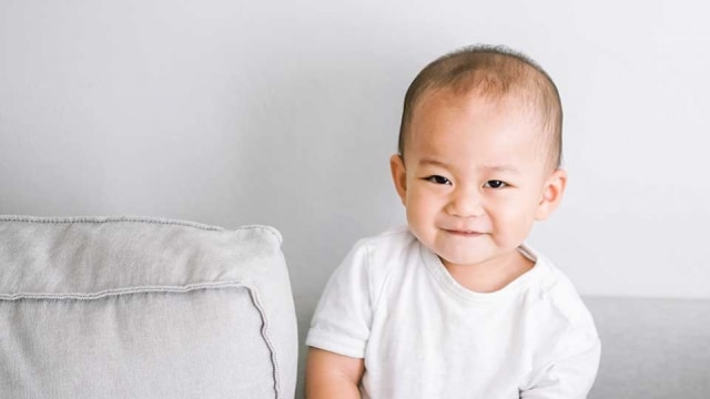 Moms Wajib Tahu! Ini Penyebab si Kecil Lama Tumbuh Gigi | kumparan.com Moms Wajib Tahu! Ini Penyebab si Kecil Lama Tumbuh Gigi | kumparan.com