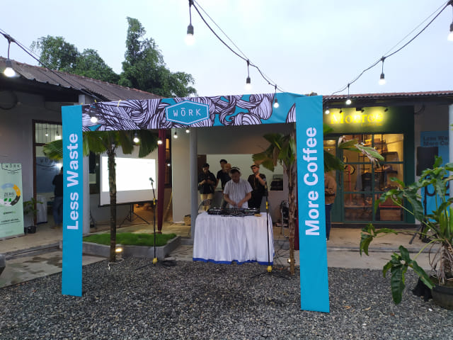 Keren, Kedai Kopi di Bandung Ini Usung Zero Waste | kumparan.com