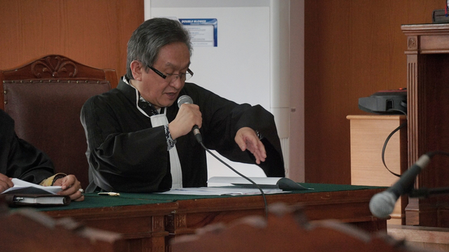 Maqdir Ismail: KPK Punya Alat Canggih Cari Nurhadi, Masa Minta Saya ...