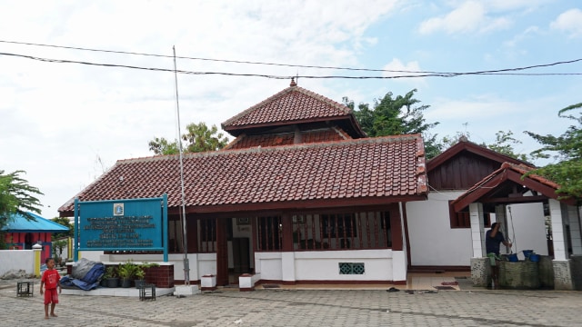 Foto: Menikmati Ketenangan Ramadhan di Masjid Si Pitung | kumparan.com