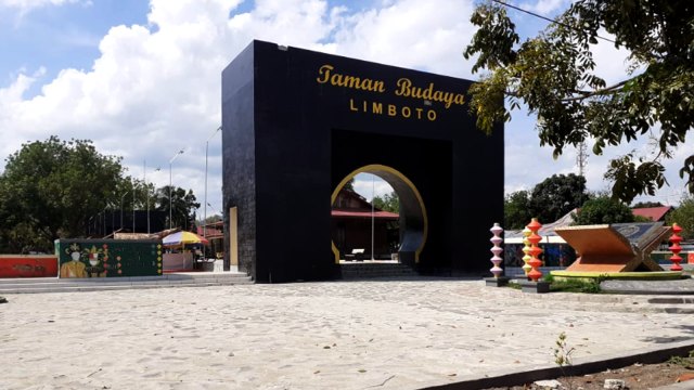 Kawasan Menara Pakaya Limboto Jadi Ladang Rezeki | kumparan.com