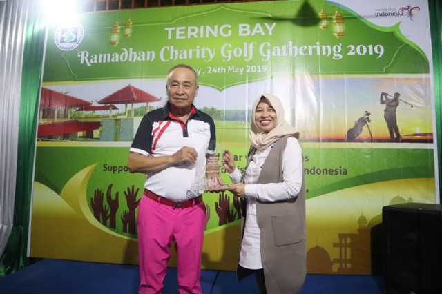 Meriahnya Tering Bay Ramadhan Charity Golf Tournament | kumparan.com