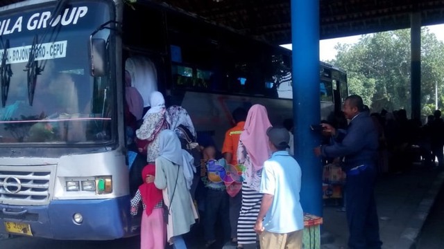 Penumpang dari Terminal Rajekwesi Bojonegoro pada H+2 Meningkat ...