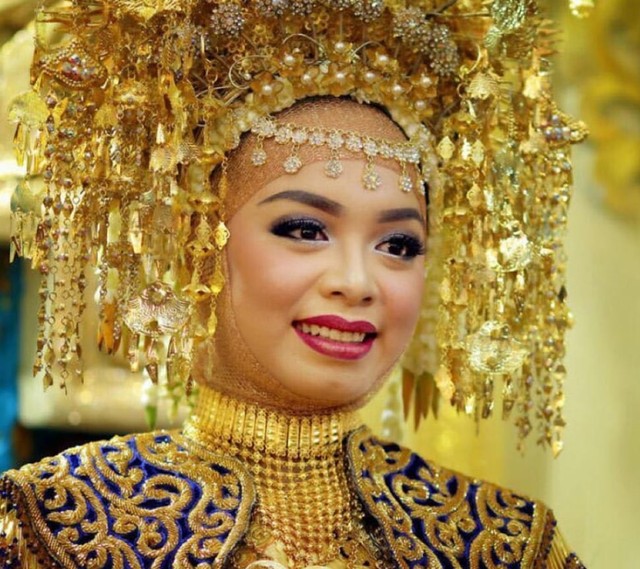 Surat-Surat Wasiat Mendiang Nana | kumparan.com